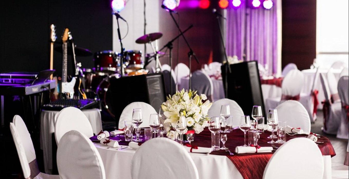 Pure Sky Club - Wesele w Chmurach - Warszawa - hotel, restauracja ...