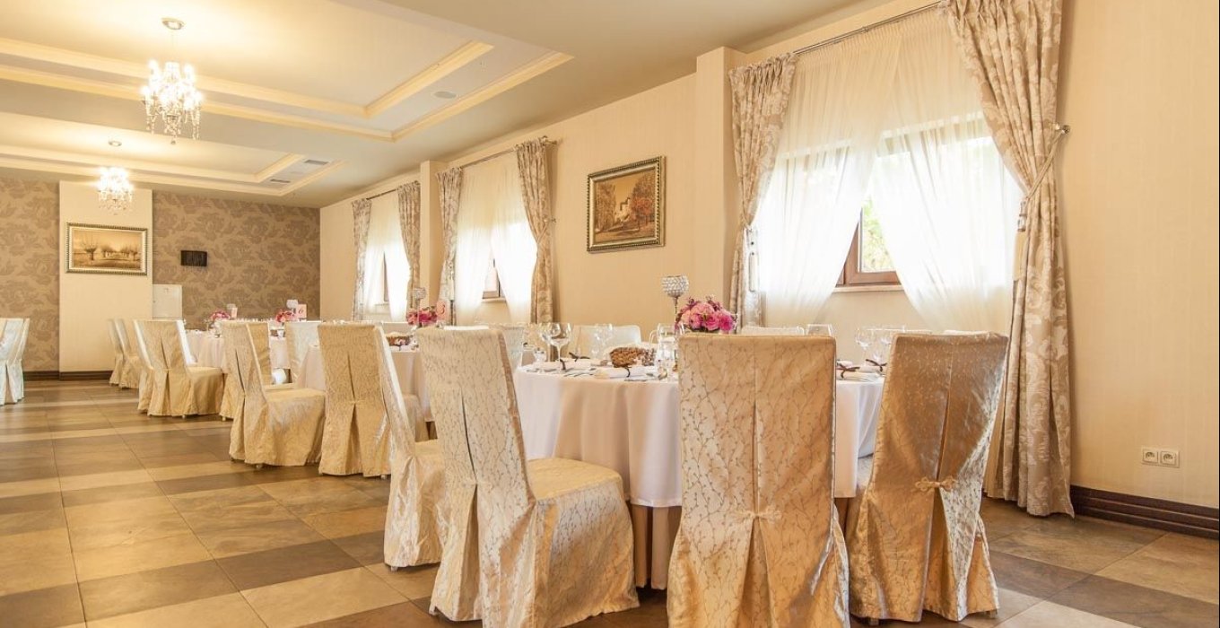 Hotel i Restauracja Kmicic - Lublin - hotel, restauracja, opinie ...