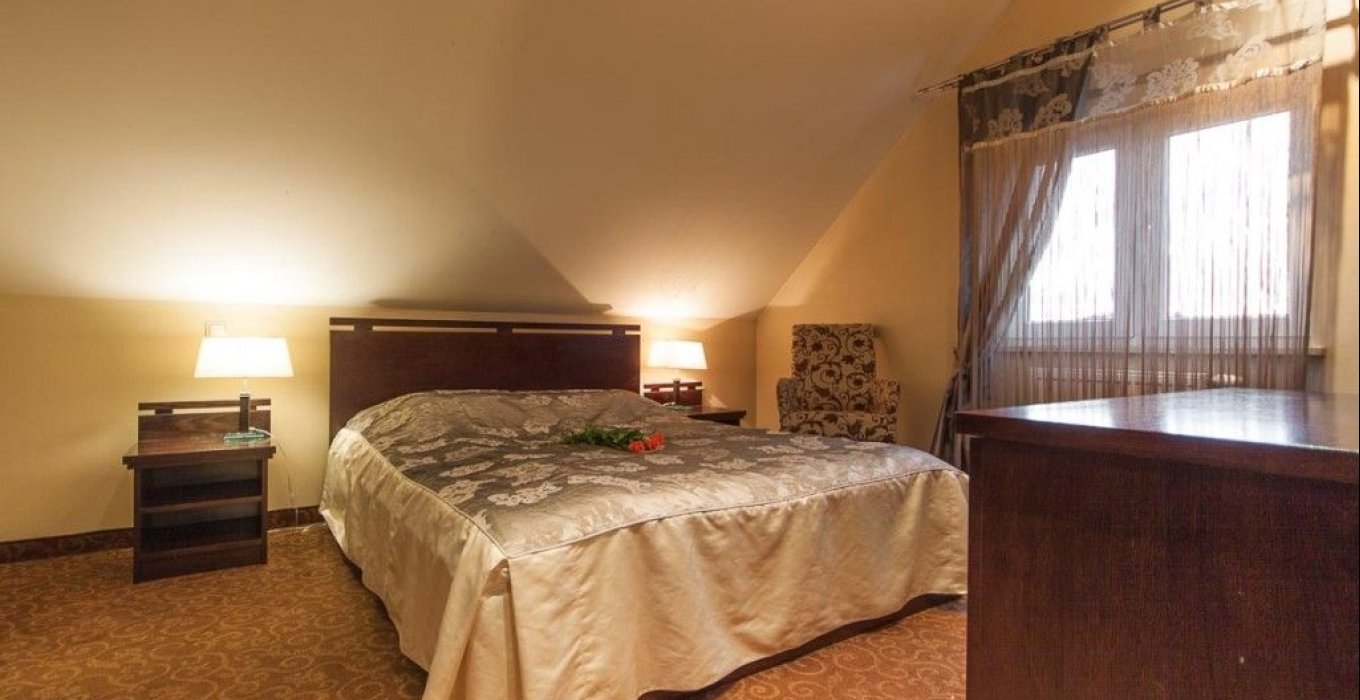 Hotel i Restauracja Kmicic - Lublin - hotel, restauracja, opinie ...
