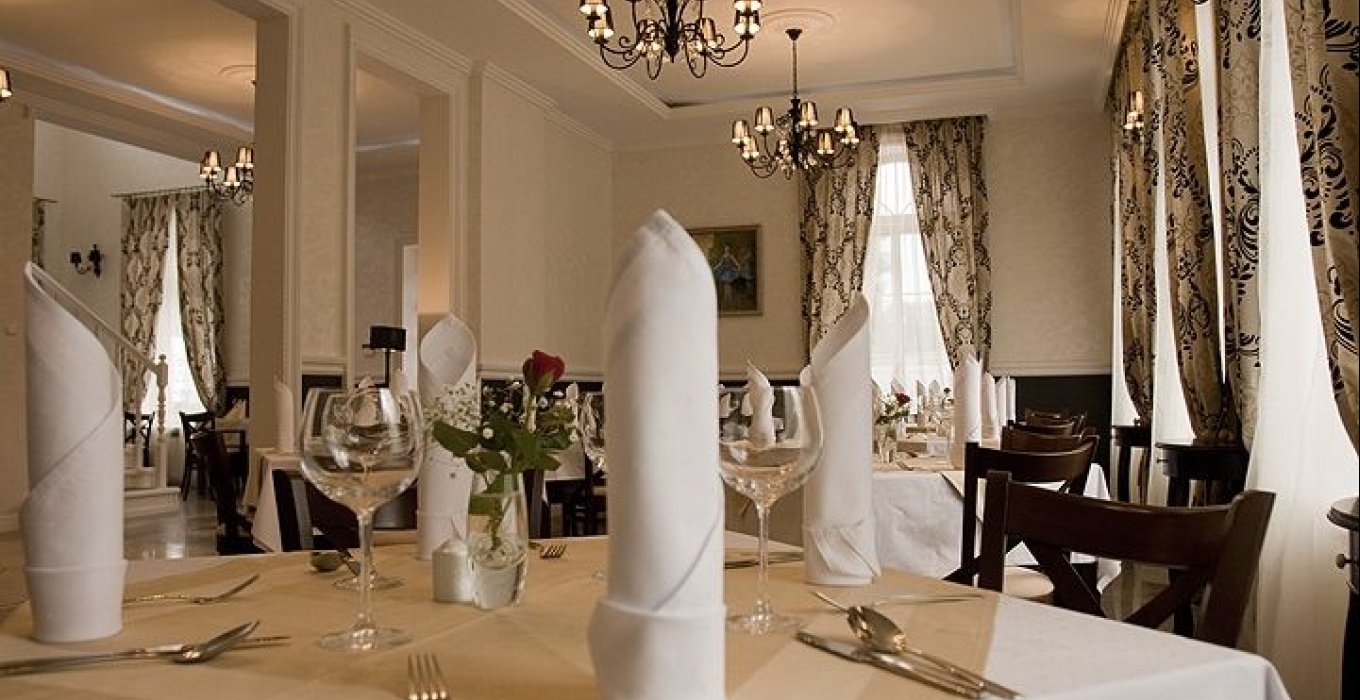 Impresja - Zambrów - hotel, restauracja, opinie | saleweselne.com