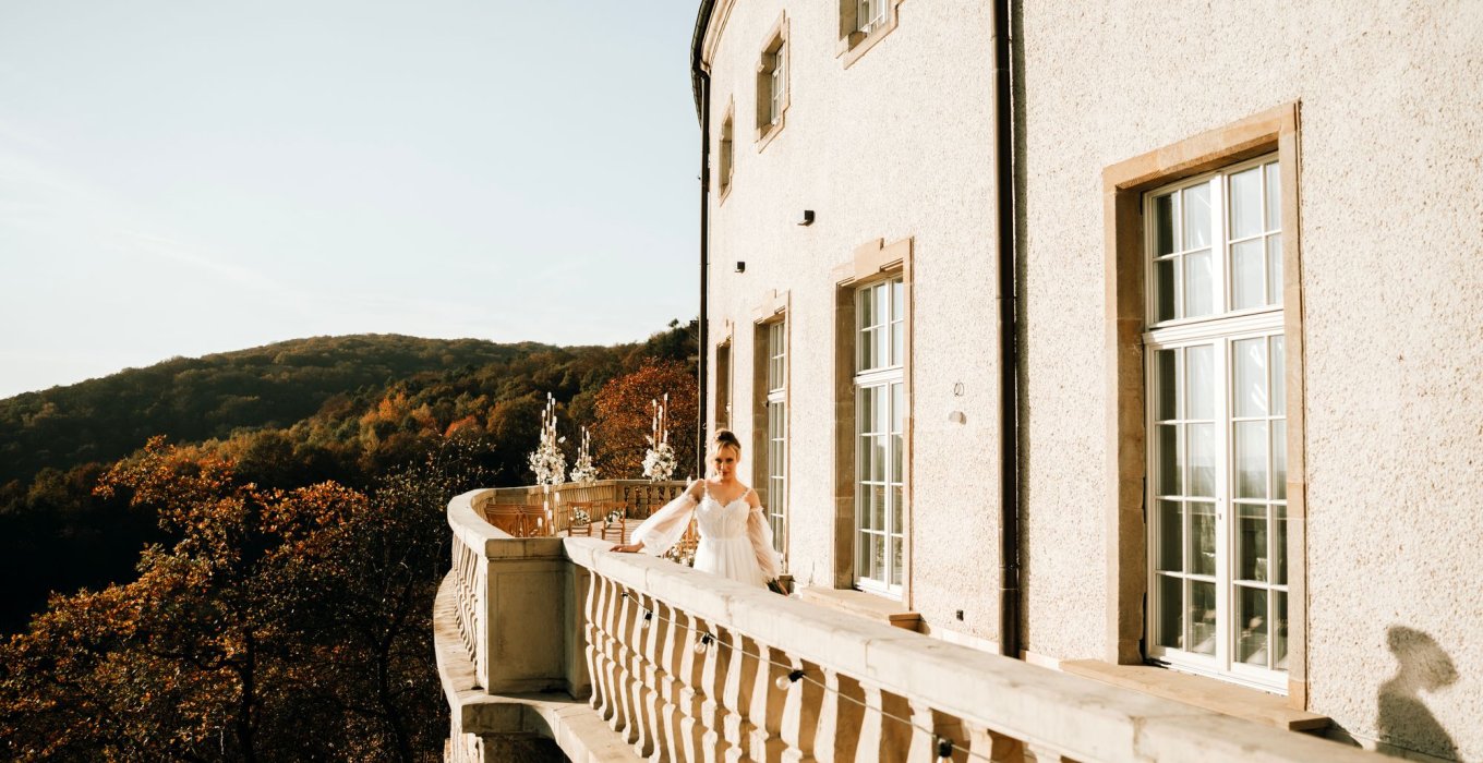 Zinar Castle i zabytkowa Baszta - Kraków - hotel, restauracja, opinie ...